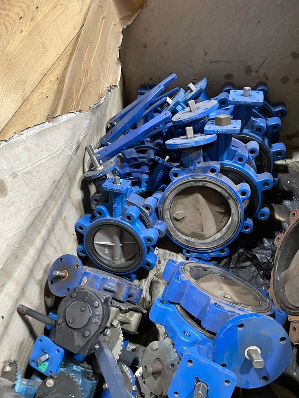8" Wafer style butterfly valve, flangeless, ductile iron body, 316 ...