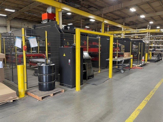60" x 120", Amada AMS 3015, 5' x 120" sheets, 6000 lb. capacity, 2017 ...