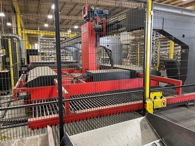 60" x 120", Amada AMS 3015, 5' x 120" sheets, 6000 lb. capacity, 2017 ...