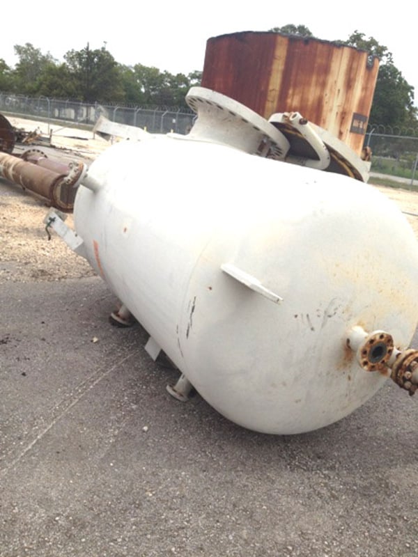 600 gallon 675 psi, 45" ID x 72" L, High Pressure Vessel, 20" side ...