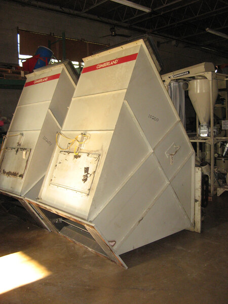 Cumberland #62B, dual feed hopper w/rear mounted 48" paddle infeed For ...
