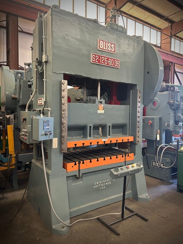 125 Ton, Bliss #S2-125, straight side double crank, 5" stroke, 22" Shut ...