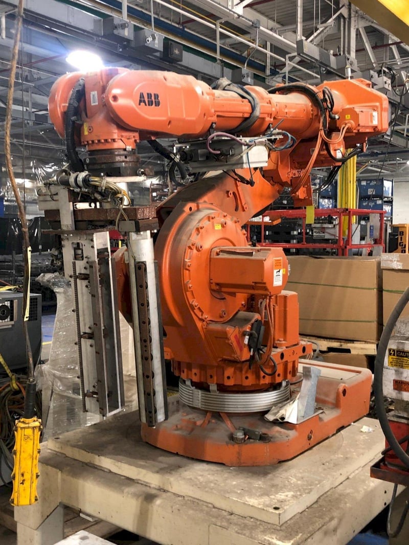 ABB, IRB 6600 M2004, Robot, 125 kg lift capacity, 3.5 m Reach, 2005 for ...