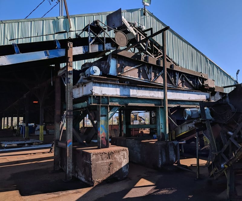 Rotex #72, Vibrating Shaker Screens with Hopper and Conveyor, Carbon ...