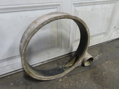 18" Sweco, Ring with discharge Spout, Ring Clamp and Screen, Stainless ...