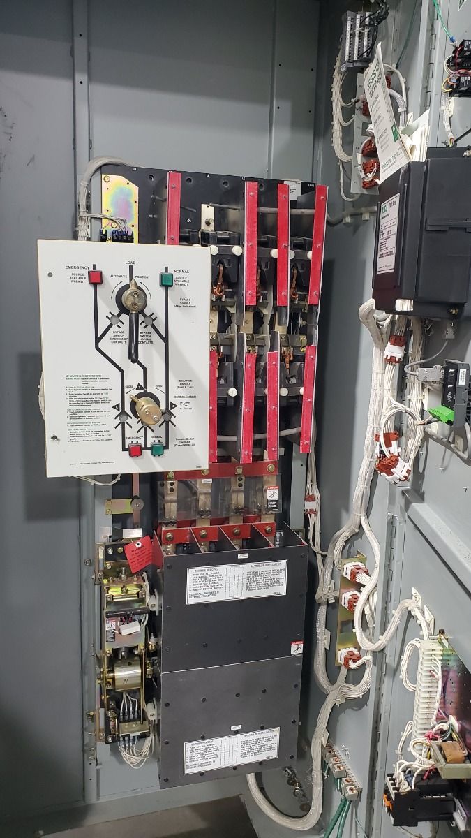 800 Amp. Asco Series 7000, automatic transfer switch, 4 wire, 480Y/277 ...