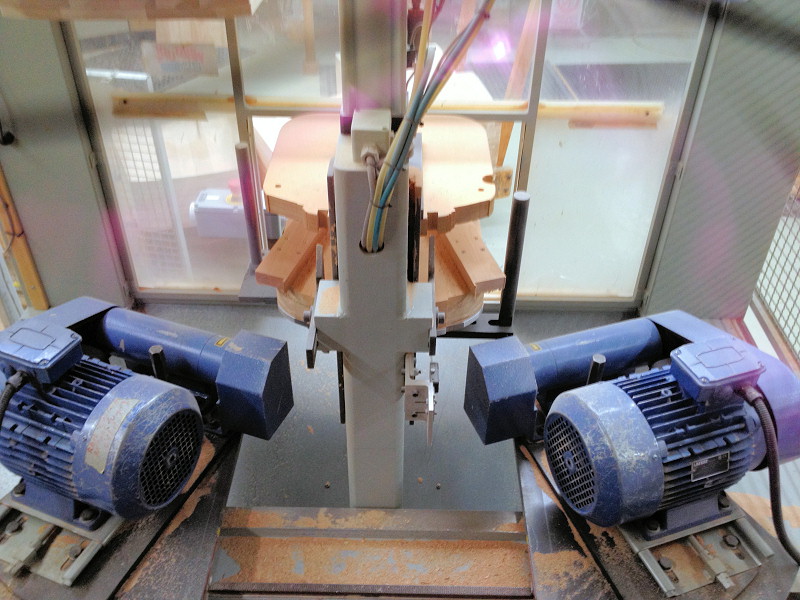 Comec #FAS/2, Corner Milling Machine, (2) Heads, 5.5 HP motor, 40 mm ...