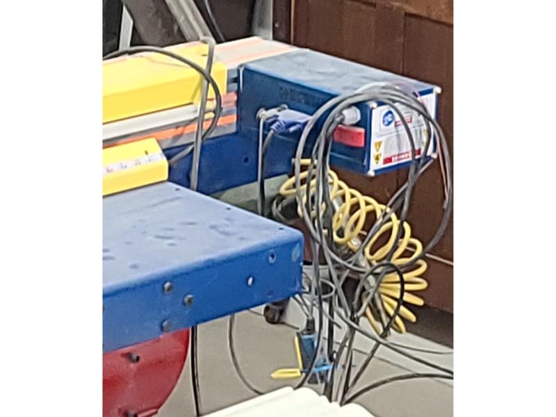 14" C T D #M-25RHC, Pneumatic Miter Cutoff Saw, 5" x 5" miter capacity ...