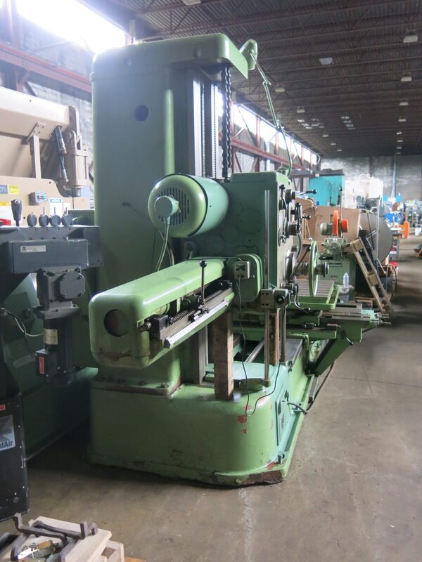 3.1" Tos #H80-A, horizontal boring mill, #5MT, 39.3" X, 64.8" Y, 7.5 HP ...