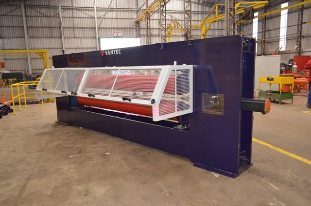 Vantec Tension Blade Rotarty Veneer Clipper, to clip 2800 mm veneer ...