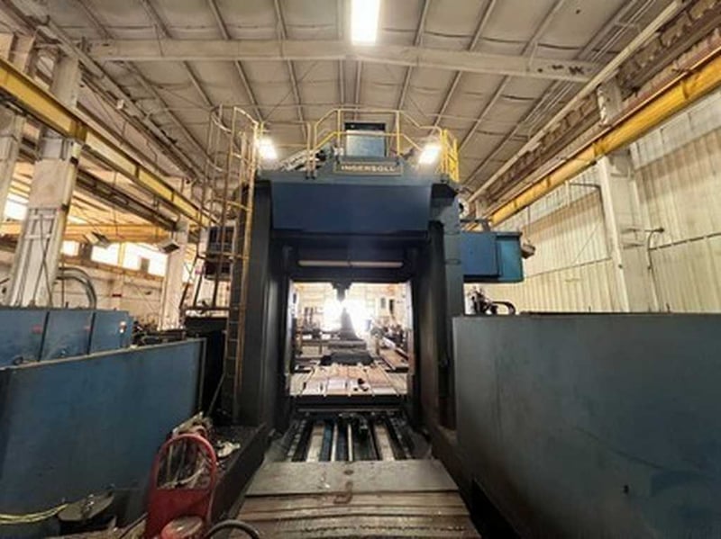 Ingersoll-Rand, vertical machining center, 100 automatic tool changer ...