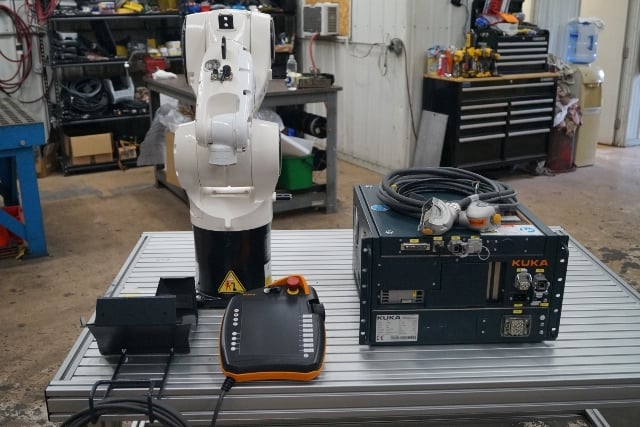 Kuka, kr- 6 r700 sixx, w/ KRC4 Compact Control System, 2016 for Sale | Surplus Record