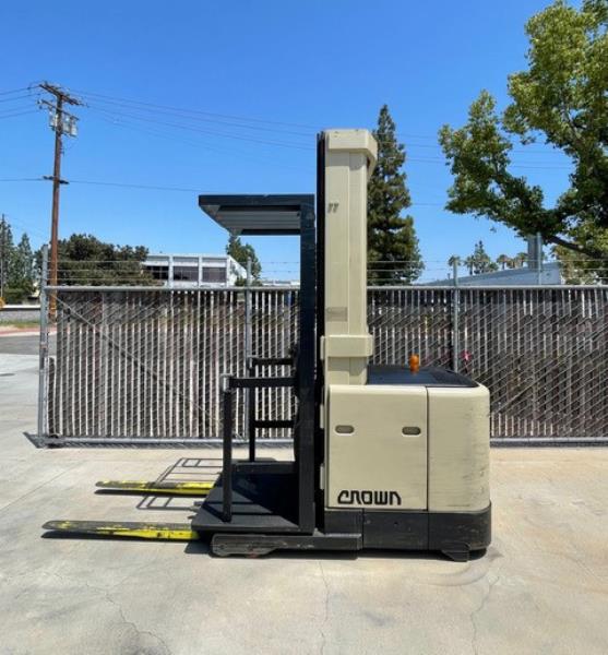 3000 lb. Crown #RC3020-30, stand-up fork lift, 3-stage mast, 190" ma ...
