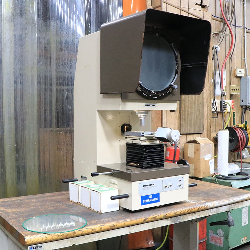12" Mitutoyo #PJ311, vertical projection bench optical comparator, 10X ...