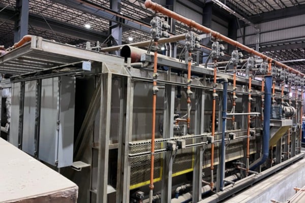 64" Hot plate rolling mill, 4-Hi, completely rebuilt by Danieli, 2010 ...