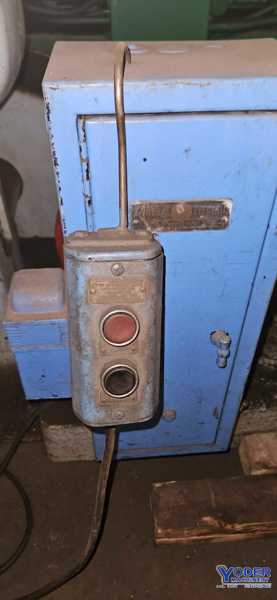 2" x 18" Baker #2, keyseater, 20-1/2" stroke, 24" x 24" table, 3 HP ...