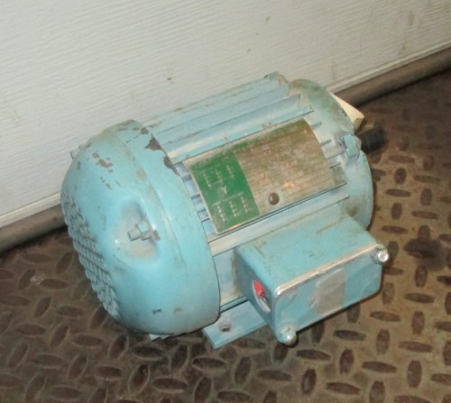 .5 HP @ 1380 RPM, SEW Eurodrive type DFT71DTBMG05HR, Right Angle, AC ...