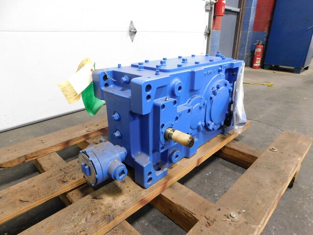 40 HP @ 1750 RPM, Sumitomo #PHA9035P3 Paramax 9000 gear reducer, 34.38 ...