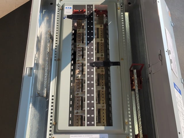 Eaton Cutler-Hammer PL1 A panelboard / breaker panel box, 42 circuits ...