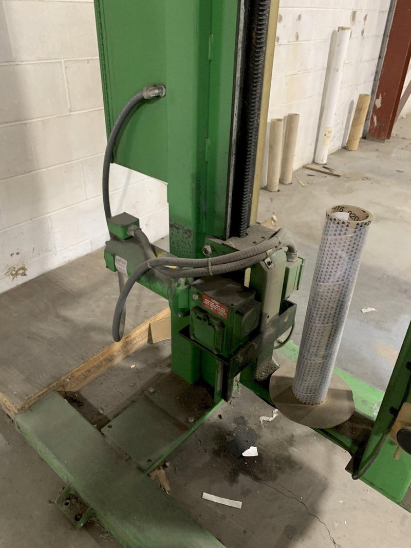 Synergy #SYNERGY II, automatic shrink wrap machine with hydro stretch f ...