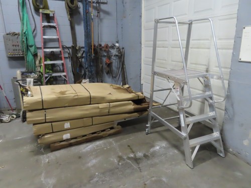 Metallics Ladder Mfg. #700-5, rolling work platform with stairway, 5 ...