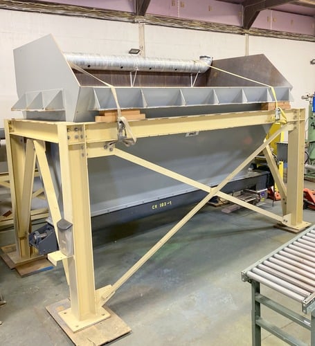 Bulk metering feeder surge bin hopper, with weigh chueck, scale & load ...
