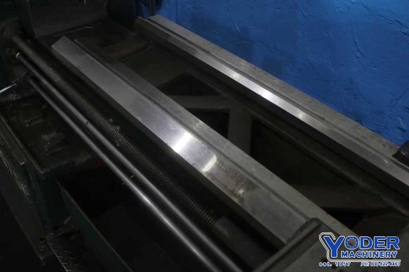 30" x 120" Kingston #HR3000, engine lathe, 20-1/2" swing over cross ...
