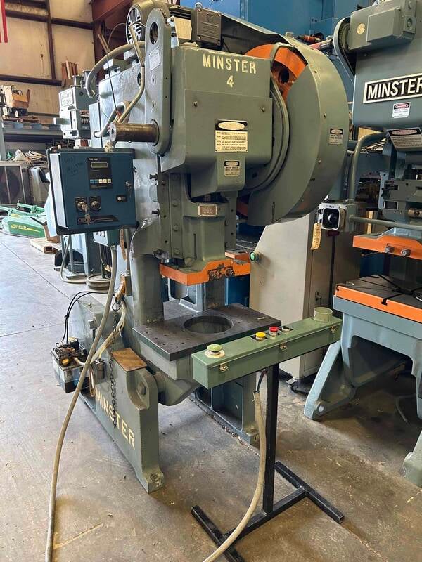 32 Ton, Minster #4, OBI press, 3" stroke, 9.5" Shut Height, 24" x15 ...