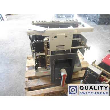 3200 Amps, General Electric, AKR-6D-75, manually operated, drawout (4 ...