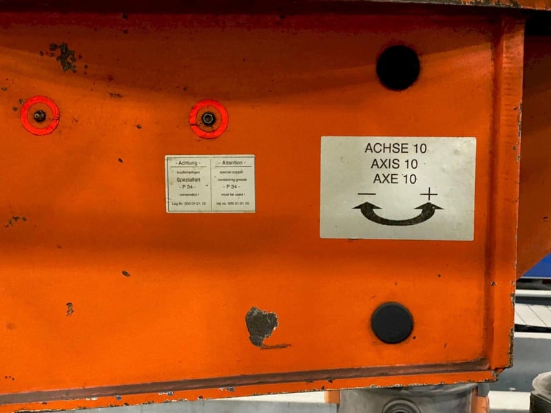 Cloos, QRC 410, high performance dual station robotic welding cell, 7 ... Cloos, QRC 410, high performance dual station robotic welding cell, 7 ...