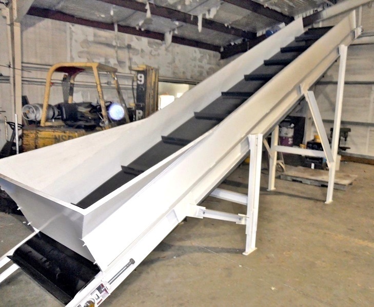 48" wide x 30' long, Heavy duty inclined feed conveyor w/cleats, new ...