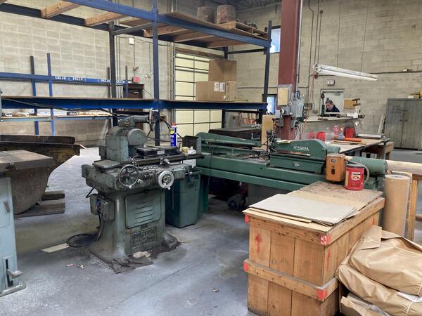 Uhing traverse winder, 1.5" shaft diameter, 14.5" shaft width, 3 HP ...