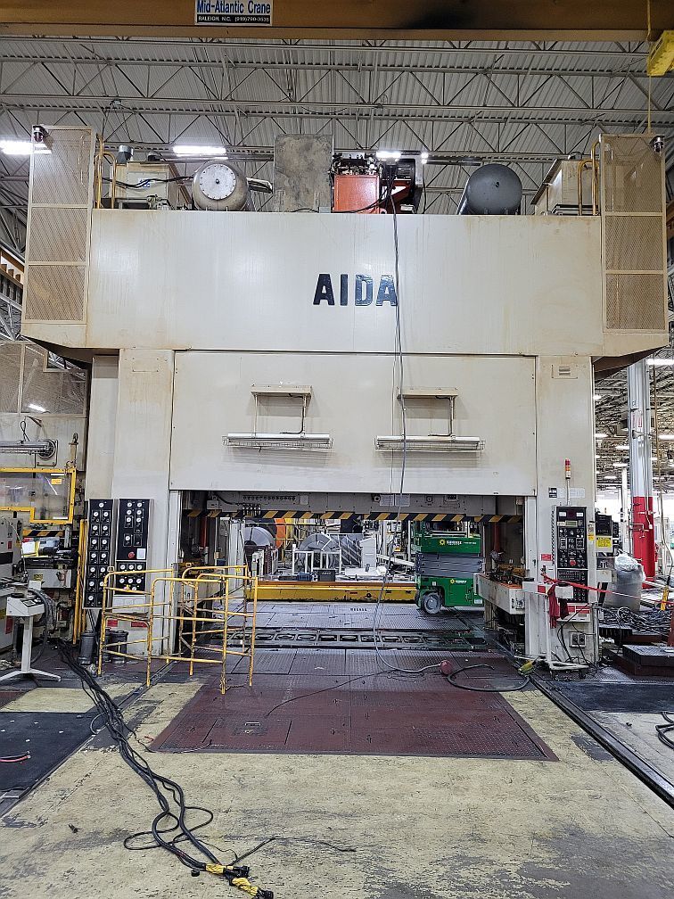 550 Ton, Aida #TMX-S2-500, 20" stroke, 35.8" Shut Height, 3.93" adj ...