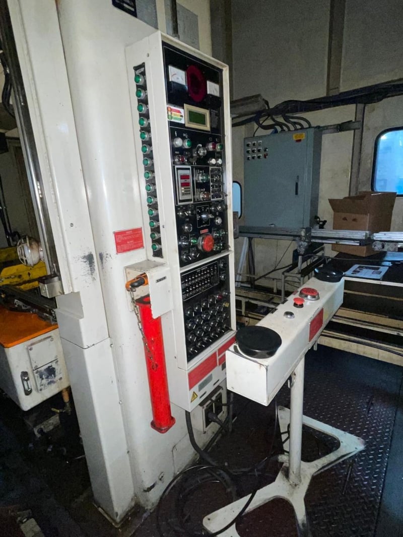 550 Ton, Aida #TMX-S2-500, 20" stroke, 35.8" Shut Height, 3.93" adj ...