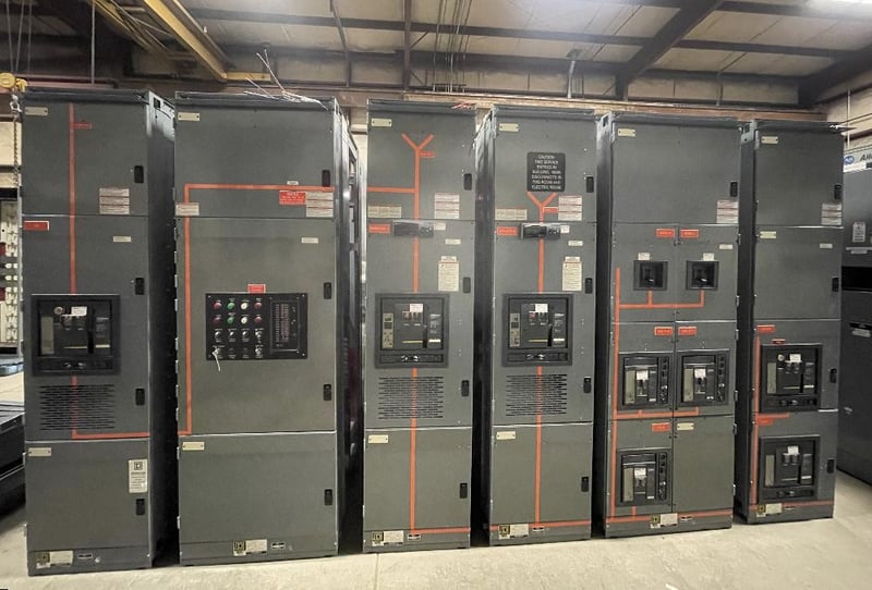 3000 Amps, Square D #QED switchboard sections 480 Volts 3P3W with ...