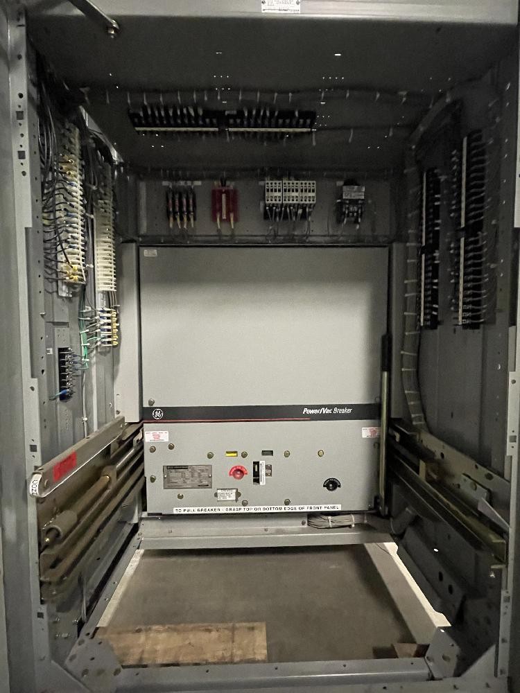 1200 Amps, General Electric Power-Vac Circuit Breaker, VB1 4.16-350-3 ...