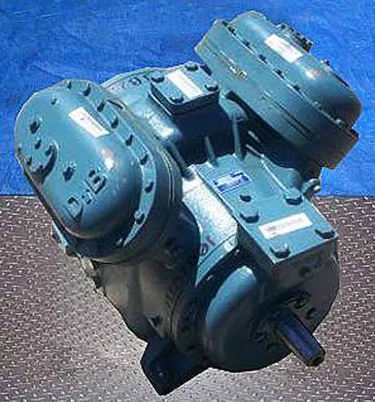 Dunham-Bush 511DHF, 4-Cylinder Reciprocating Compressor Package, Semi ...