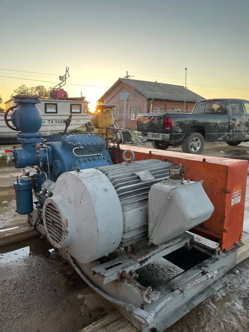 Vilter 448, 8-Cylinder Reciprocating Compressor Package, Belt Driven ...