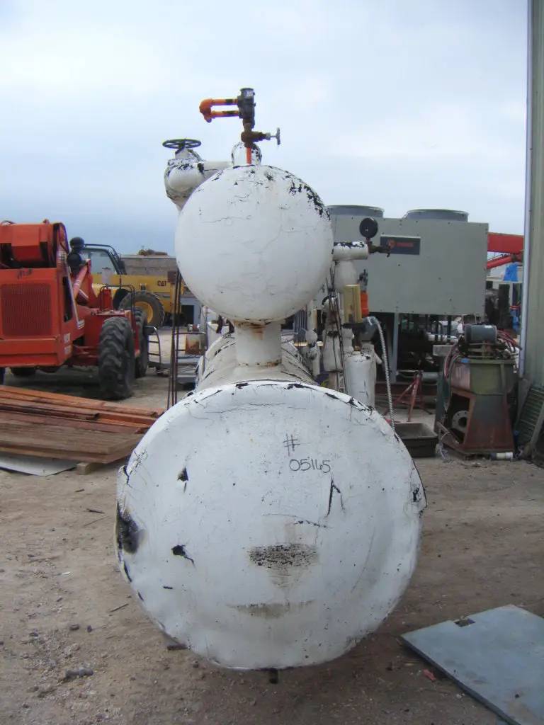 Shell and Tube Glycol Chiller with Surge Tank, for ammonia refrigerant ...