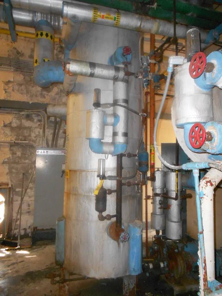 Reco, Ammonia Vertical Recirculator, 42" diameter x 126" L Tank, (2 ...