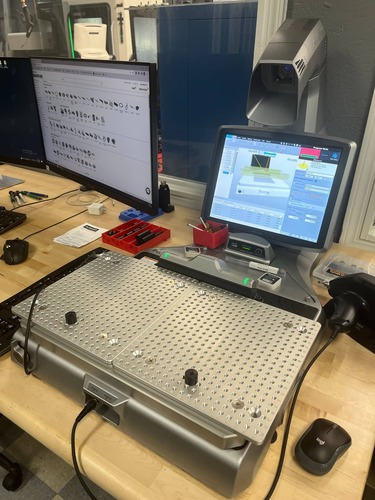 Keyence #XM-2200, coordinate measuring machine, Swiveling/Movable Table ...