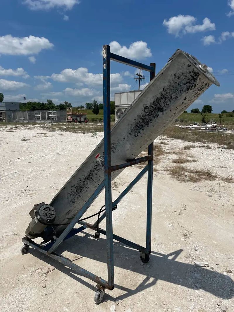 Vertical Incline Galvanized Steel Screw Auger Conveyor, 2 HP, 67" L x 1 ...