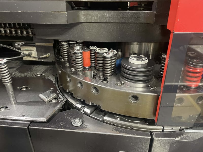 Amada #367-Apelio-III, CNC Co2 laser & turret punch, 2000 watt, 60" x ...