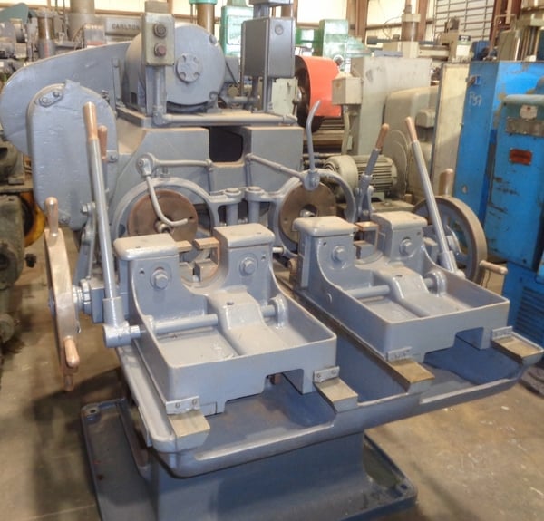1/2" -2" Landis, 16T double head threader, 14" carriage travel, 5 HP ...