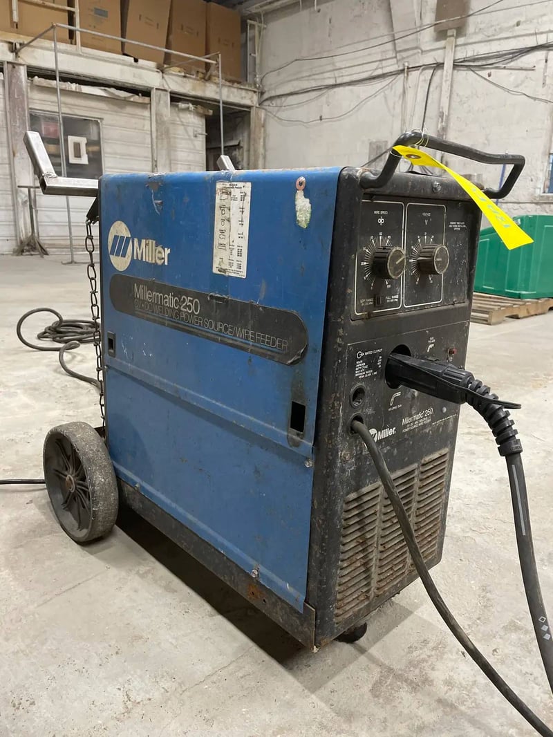 Miller #250 CV-DC, Wire-Feeder Welder, MIG and FCAW Welding, 28 V, 200 ...