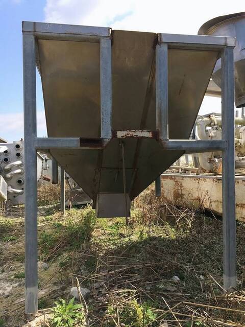 Rectangular Stainless Steel Hopper/Funnel Tank w/ slide valve discharge ...