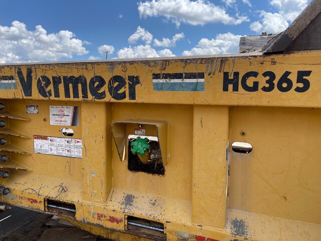 Vermeer #HG365, Horizontal Grinder, new infeed roll & remote control ...