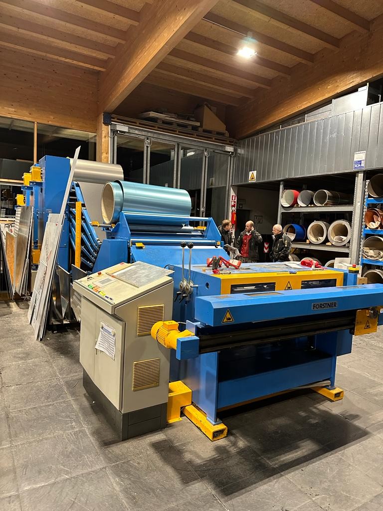 Forstner #ARG-MT300/125, CNC controller, 16 gauge, 6 motorized ...