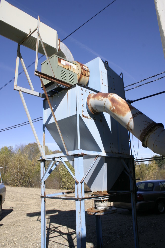 3000 acfm Sly Mfg Co. #CF-3-3-C, outdoor cartridge filter type dust ...