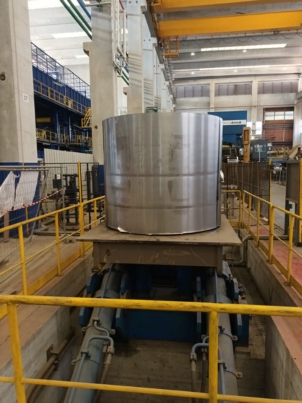 Coil Handling & transfer equipment, walking beam 4 saddles w/downenders ...